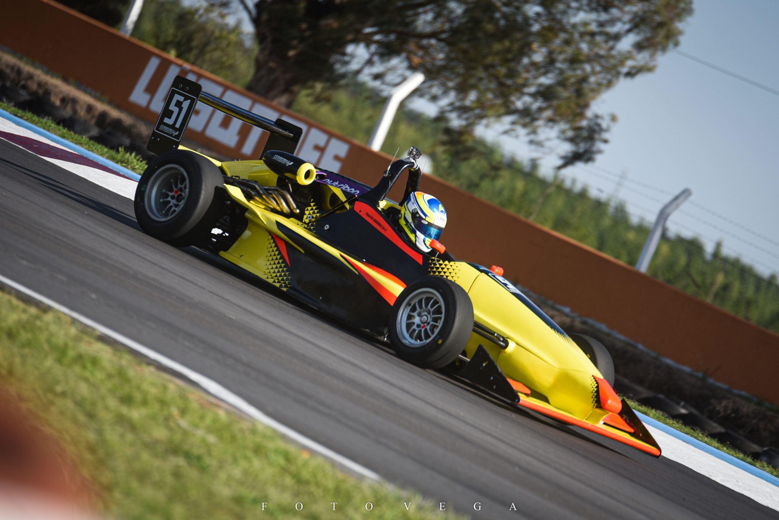 Sábado victorioso para Bovone - Fórmula Renault Plus