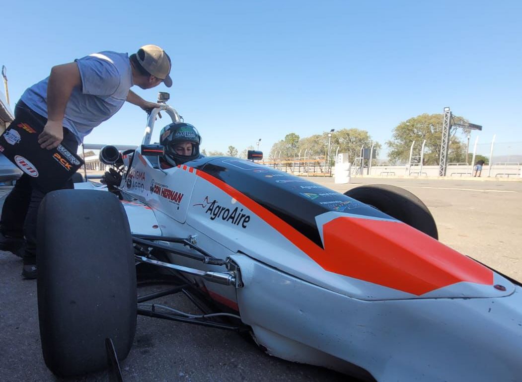 Real prepara su debut en la FR Plus - Fórmula Renault Plus